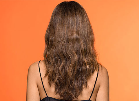 ¿Pelo seco y sin brillo? Descubre el secreto para cuidarlo