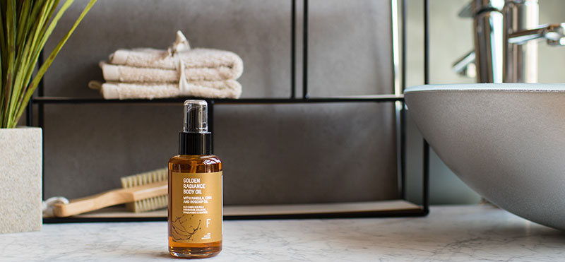 Golden Radiance Body Oil, a cosa serve e perché dovresti utilizzarlo?